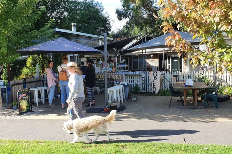 Places to Eat in Bright - Billy Button Wines